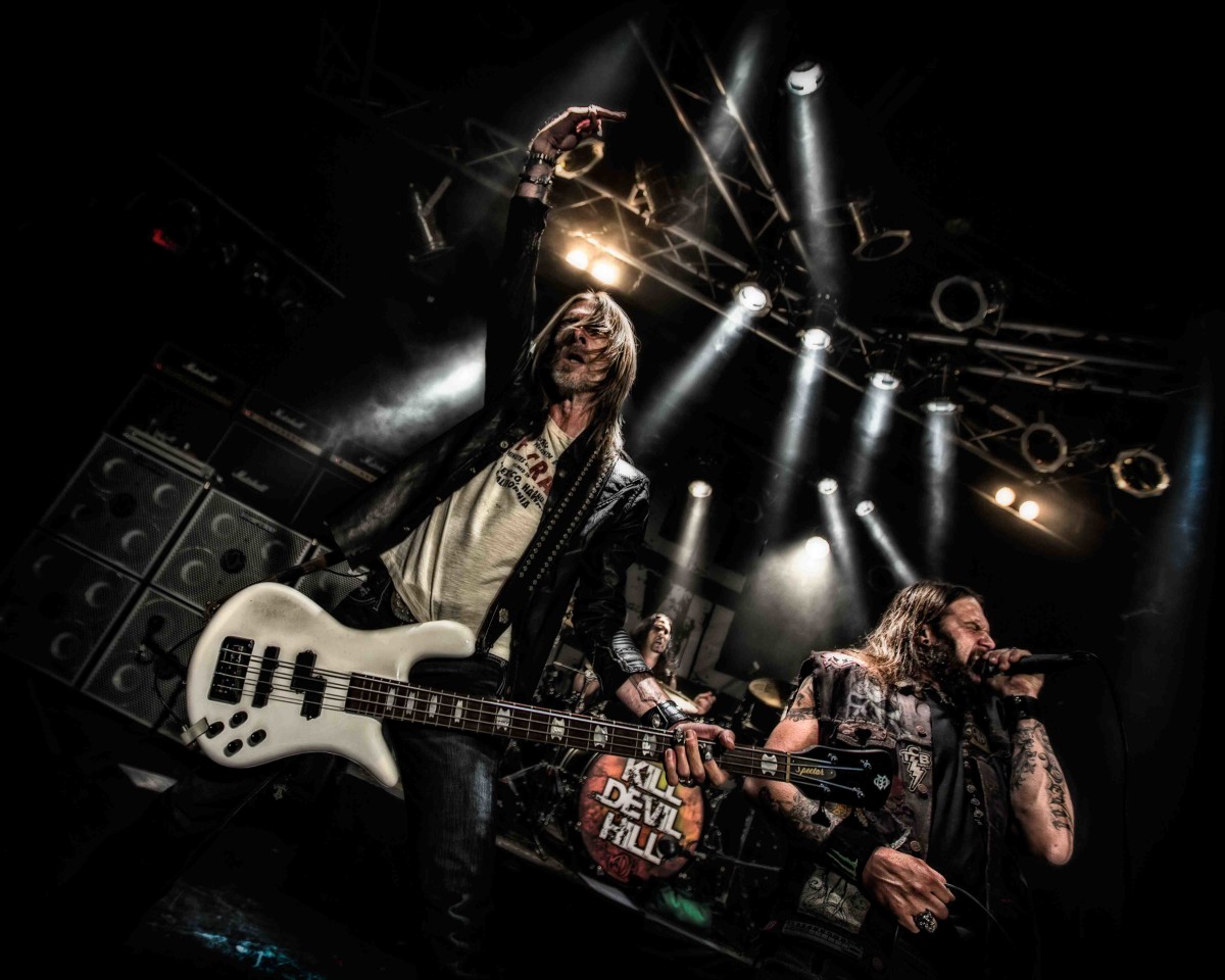 Dewey Bragg and Rex Brown of Kill Devil Hill Vamp'd Las Vegas - Kill ...